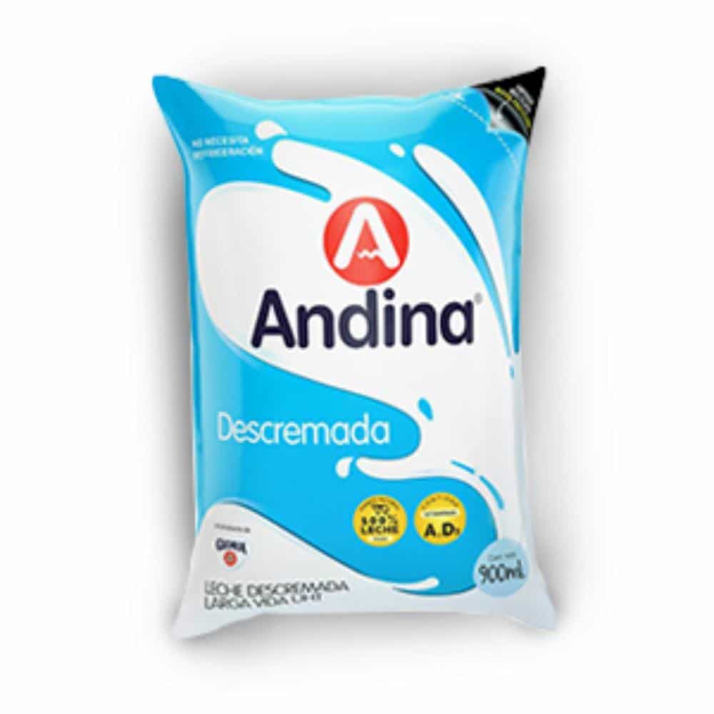 Leche Descremada Uht En Funda ANDINA 900 Ml - Supermaxi